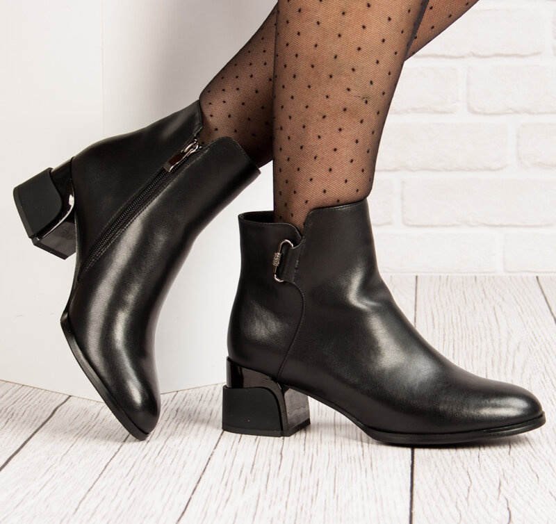 Botki skórzane Artiker 53C0518 czarne